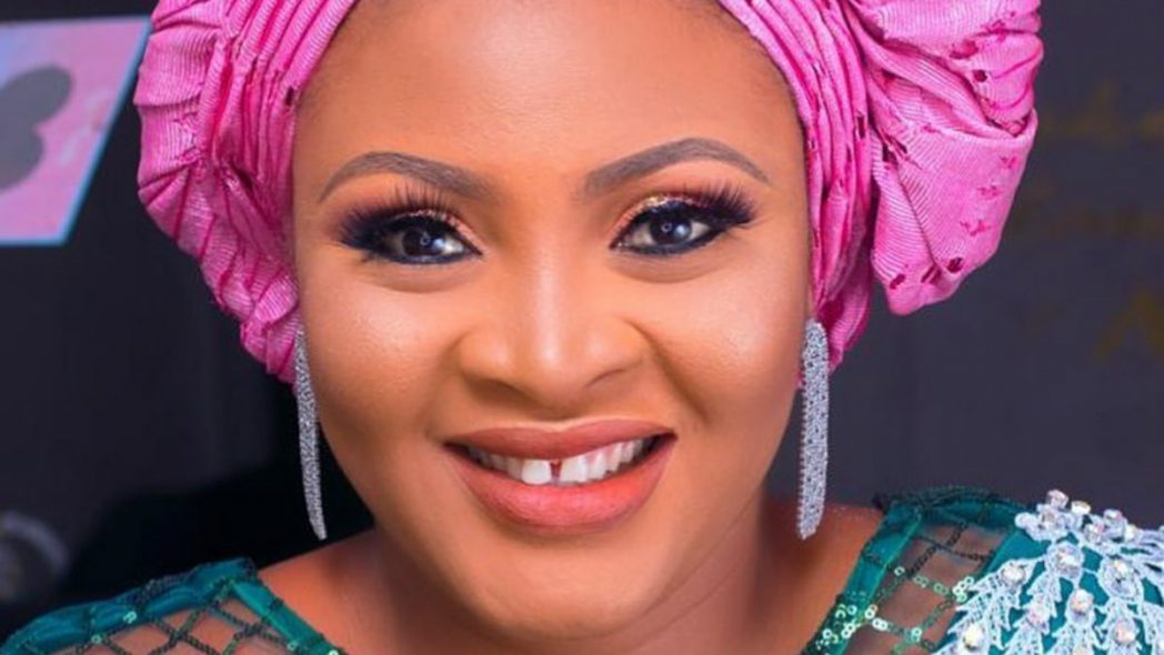 Actress Aisha Adebambo welcomes new baby - QED.NG