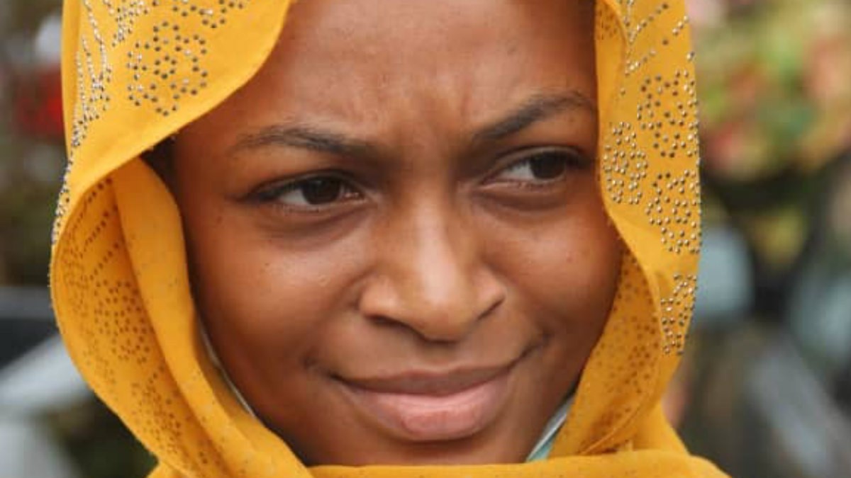 Social media influencer Ade Herself teams up with EFCC after ...