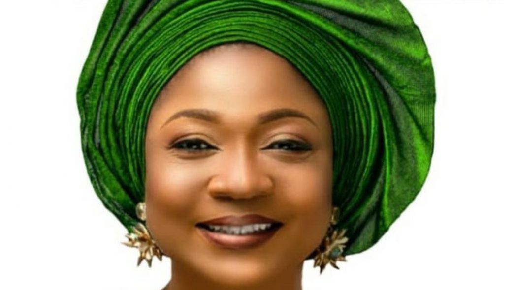 Billionaire Terry Waya’s wife anticipates daughter-in-law ahead ...