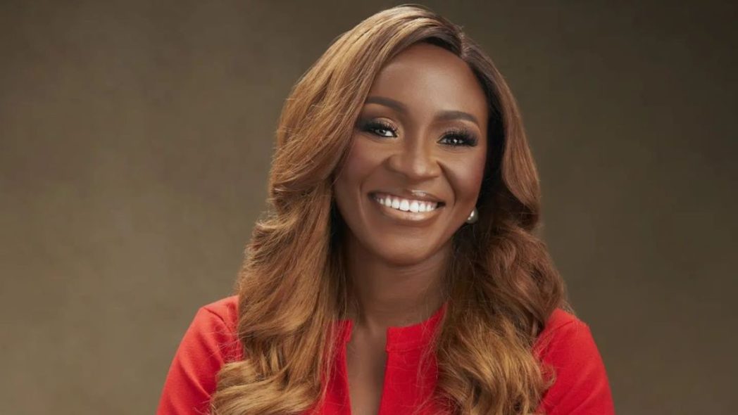 Adenike Oyetunde gives PLWDs rice, wheelchairs at Christmas - QED.NG