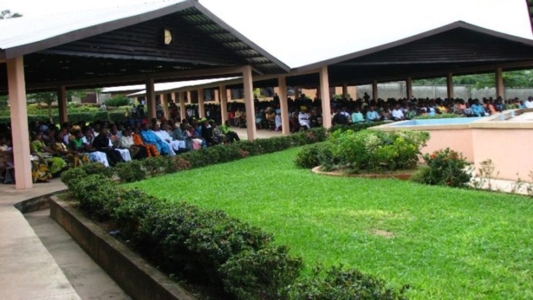 Jehovah’s Witnesses resume larger gatherings at assembly halls - QED.NG
