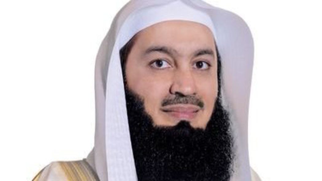 Atiku meets famous Islamic scholar Mufti Menk in Abuja - QED.NG