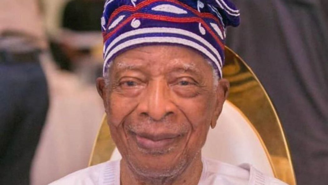 Dangote, Otudeko visit late Chris Ogunbanjo's family - QED.NG