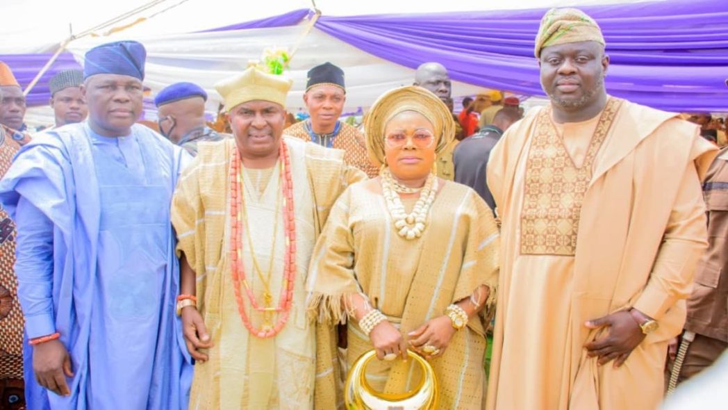 Apomu Day 2024: Oba Afolabi, indigenes celebrate cultural heritage - QED.NG