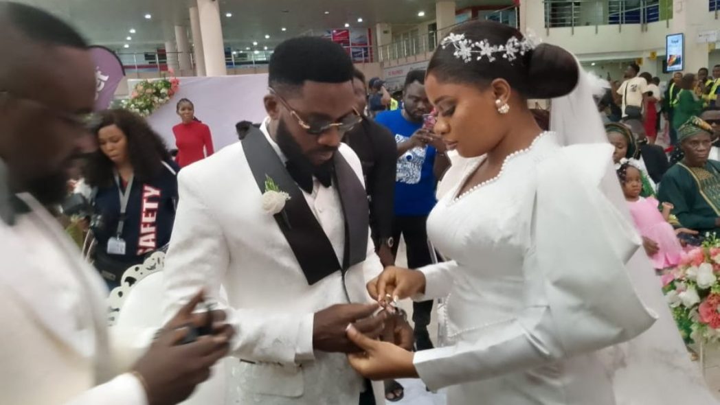 Travellers stunned as MMA2 holds first airport wedding - QED.NG