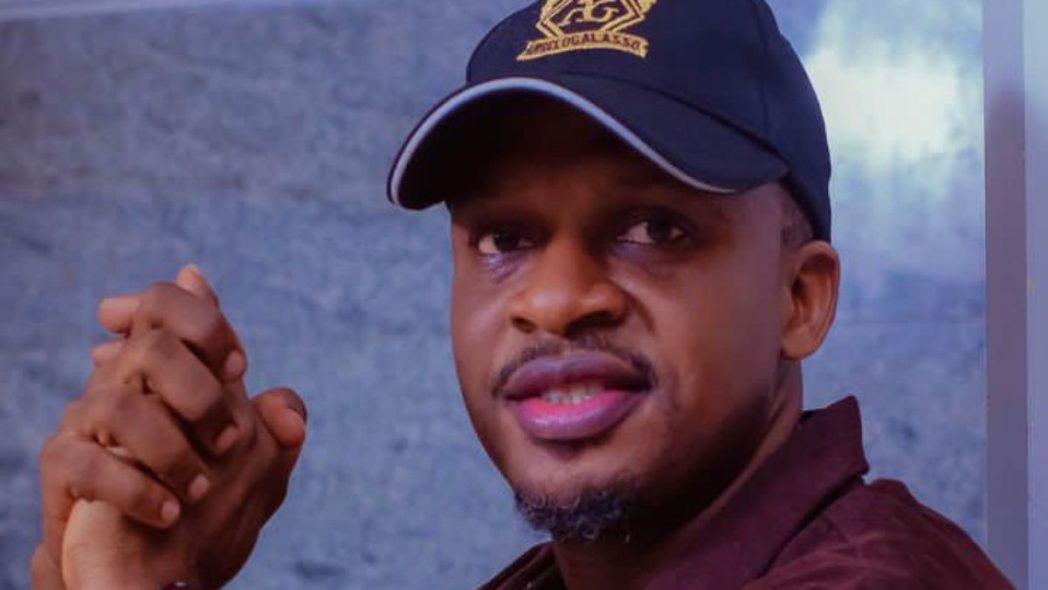 Gospel singer Dele Gold buried in Lagos - QED.NG