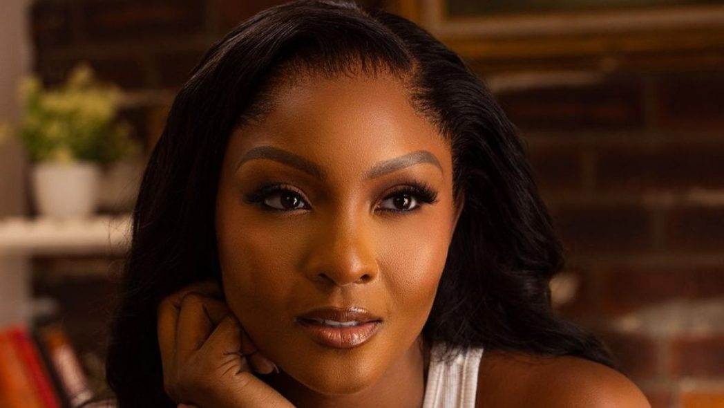 Actress Osas Ighodaro goes topless to celebrate 34th birthday - QED.NG