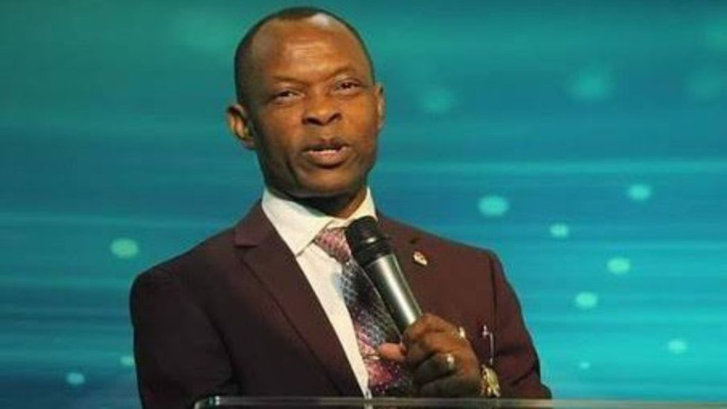 Bishop Aremu makes appearance at Shiloh months after retirement - QED.NG