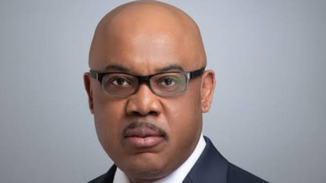 Former FBN Holdings GMD Urum Eke celebrates 60th birthday with book ...